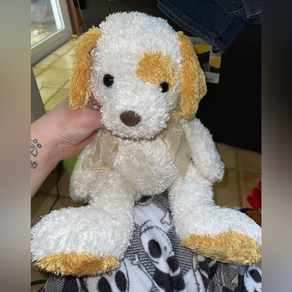 Kellytoy | Other | Kellytoy Gold White Dog Plush | Poshmark